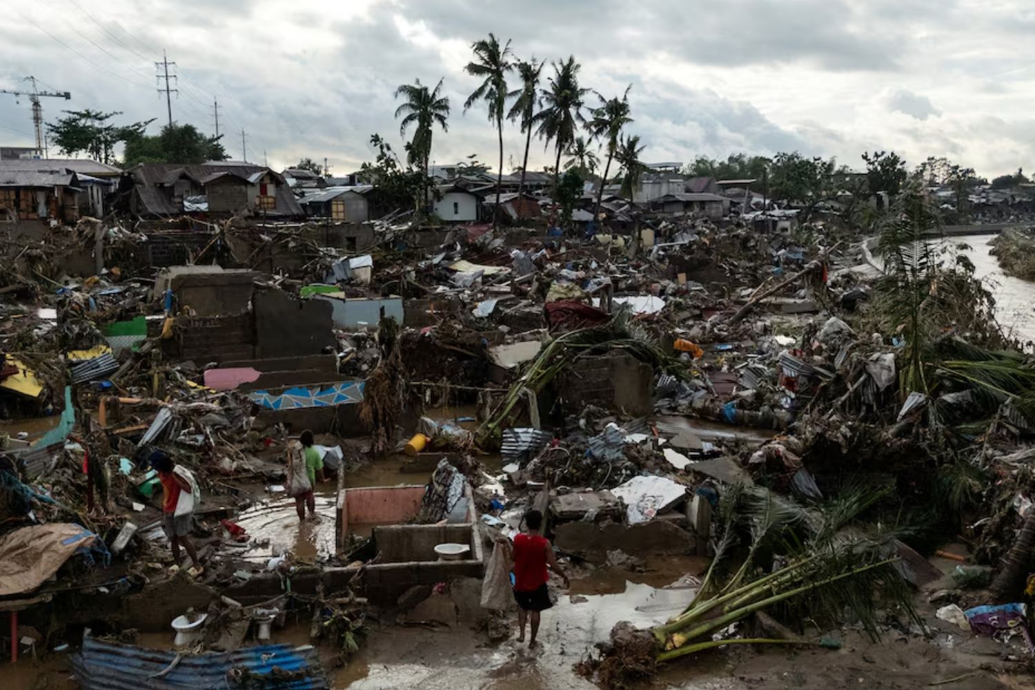 Typhoon Kalmaegi kills at least 58 in the Philippines, heads toward Vietnam