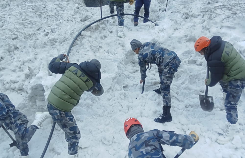 Body of missing Chinese trekker found dead after avalanche near ...