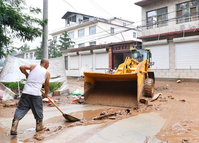 Four killed, eight missing as heavy rain soaks northern China