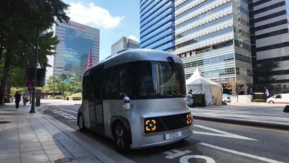 Seoul to unveil South Korea’s first self-driving shuttle in September